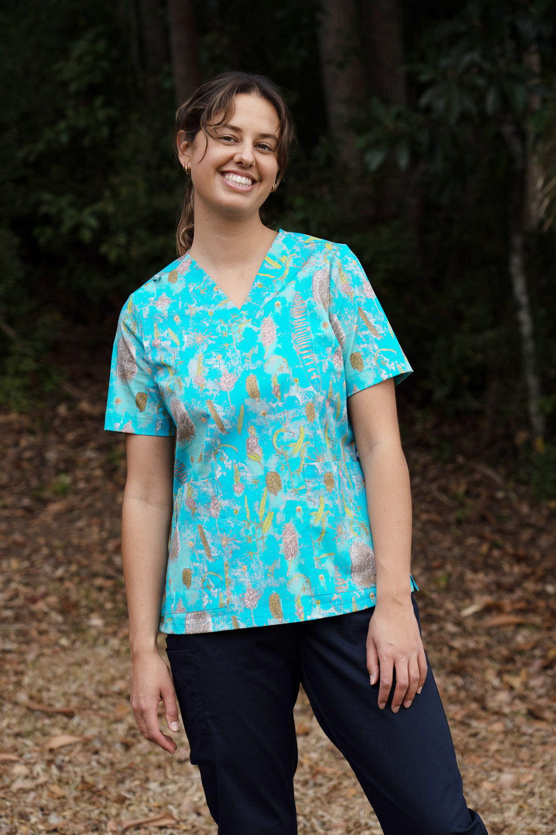 Banksia Adrift - Women's Scrub Top – Scrub Turkey